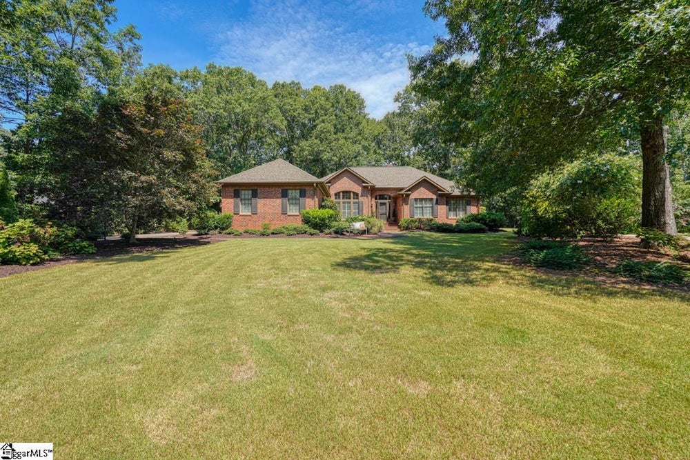 164 Woodridge Drive, Spartanburg, SC 29301 - MLS# 1505855 - Coldwell Banker