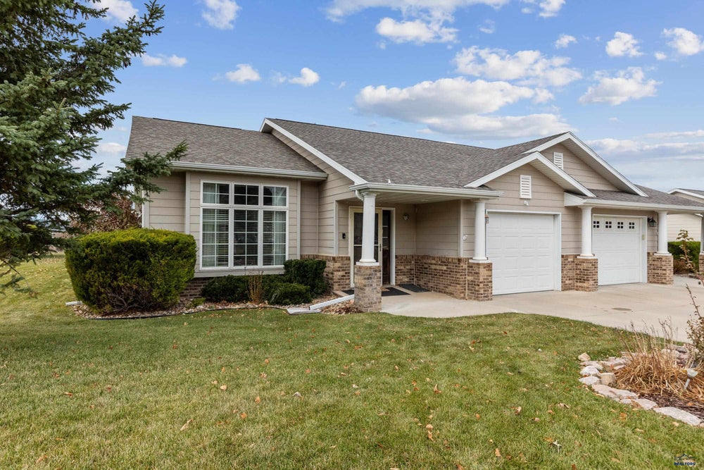 1801 Sunny Springs Dr, Rapid City, SD 57702 - MLS# 166301 - Coldwell Banker