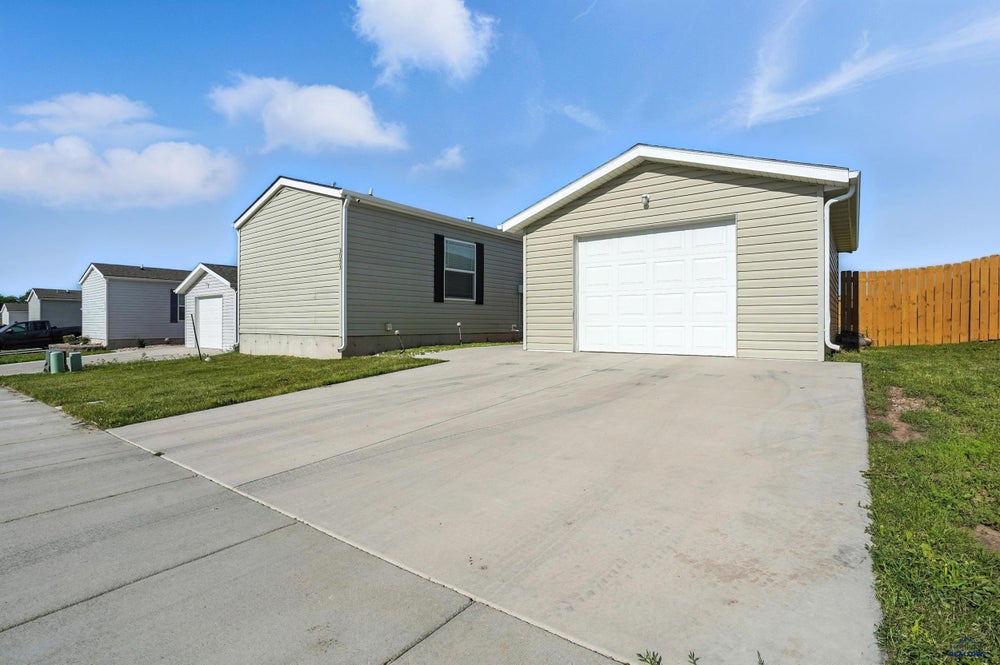 3053 Trailhead Loop, Sturgis, SD 57785 - MLS# 174560 - Coldwell Banker