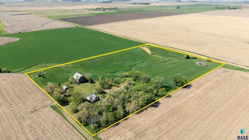 47317 290th St, Beresford, SD 57004 - MLS# 22503666 - Coldwell Banker