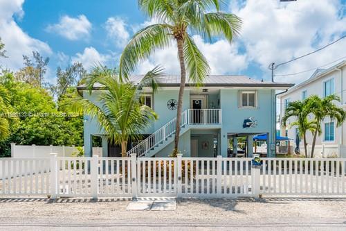11 Harbor Dr, Key Largo, FL 33037 - MLS# A11588133 - Coldwell Banker