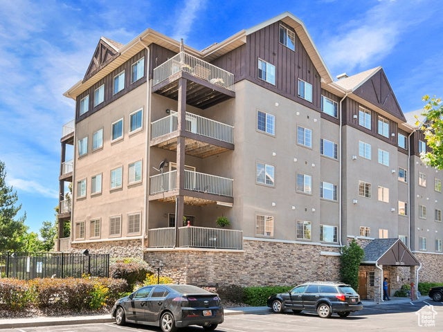 4988 S Timber Way E #206, Millcreek, UT 84117 - MLS# 2098103 - Coldwell ...