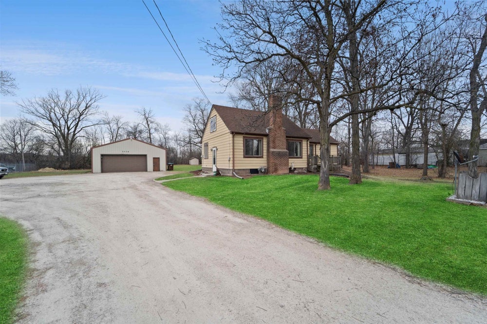 2026 W 2ND STREET, Appleton, WI 54914 - MLS# 50269103 - Coldwell Banker