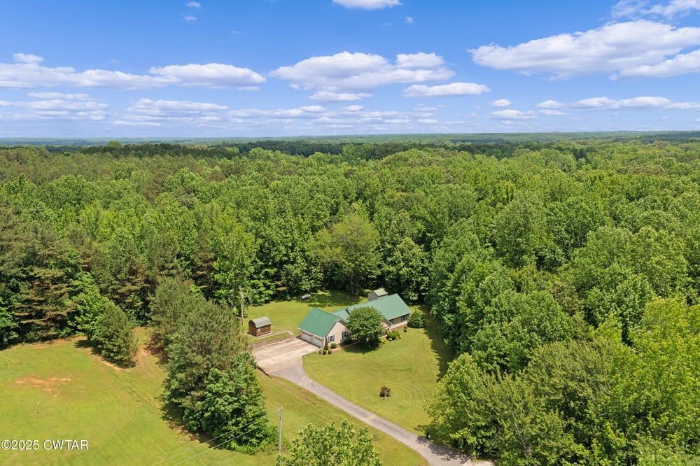 170 Maple Wood Drive, Camden, TN 38320 - MLS# 2502508 - Coldwell Banker
