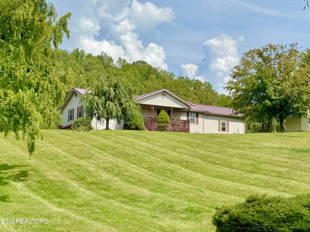 292 Chantilly Hill Drive, Rose Hill, VA 24281 - MLS# 1315598 - Coldwell ...