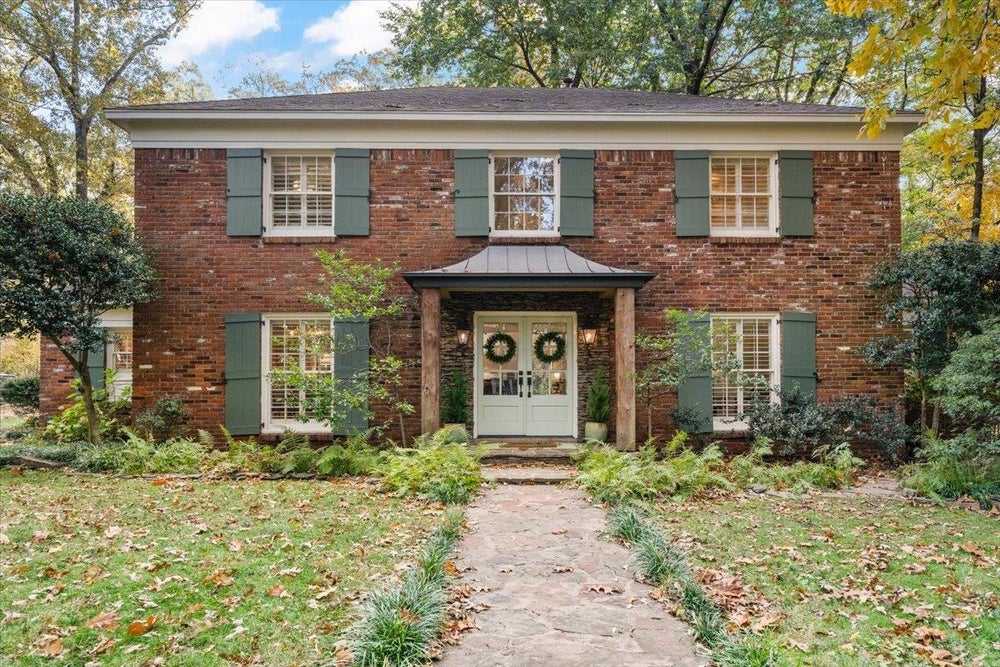 2214 LOCHLEVIN DR, Memphis, TN 38119 - MLS# 10209567 - Coldwell Banker