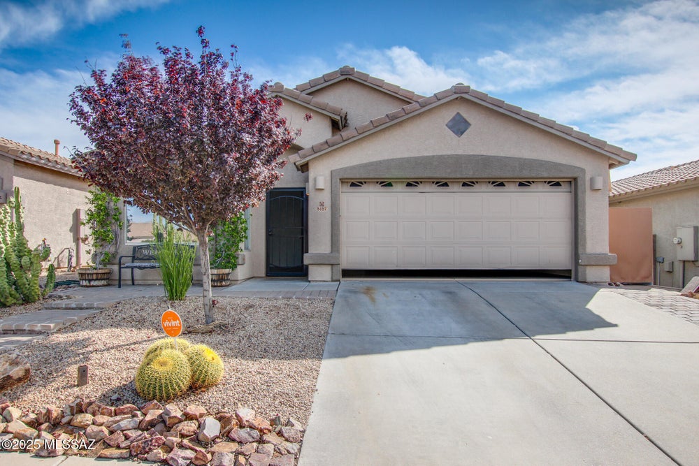 5457 W Morning Moonlight Lane, Marana, AZ 85658 - MLS# 22529314 ...