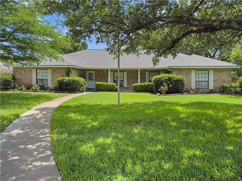 701 Roberta Court, Bryan, TX 77802 - MLS# 25007106 - Coldwell Banker