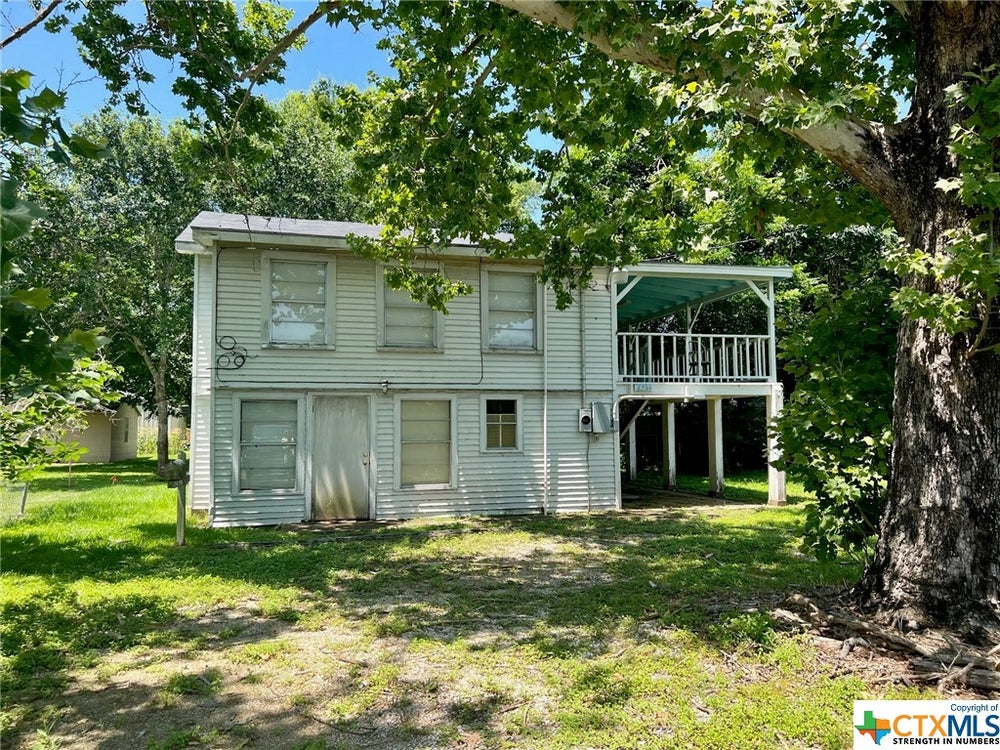 625 S Wells Street, Edna, TX 77957 - MLS# 533461 - Coldwell Banker