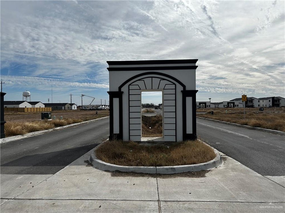 708 Dominion Drive, Weslaco, TX 78596 - MLS# 460391 - Coldwell Banker