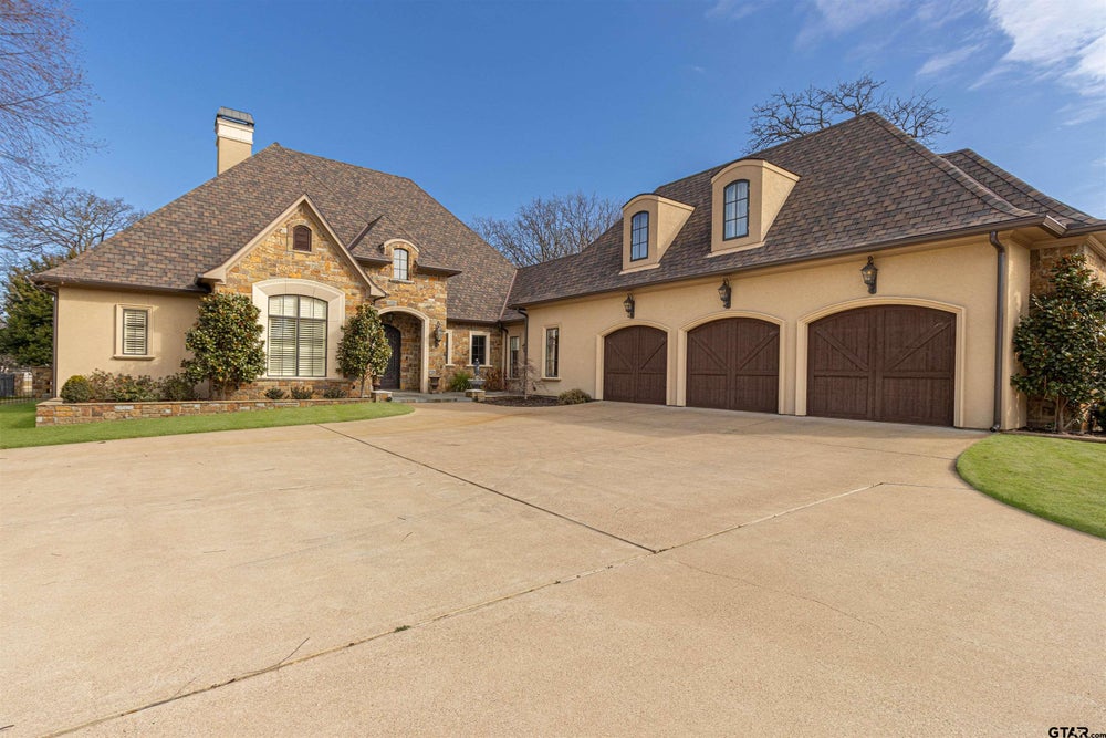 4361 Hogan Dr, Tyler, TX 75709 - MLS# 25012451 - Coldwell Banker