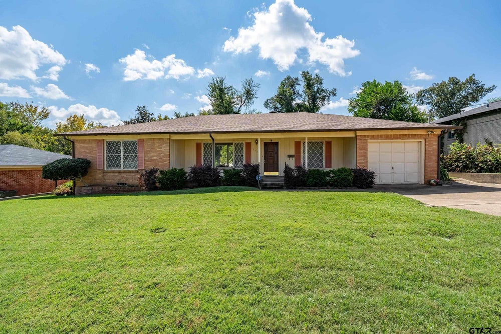 1515 San Antonio, Tyler, TX 75701 - MLS# 25014748 - Coldwell Banker