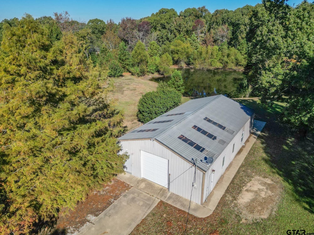 21881 Barron Rd, Chandler, TX 75758 - MLS# 25016379 - Coldwell Banker