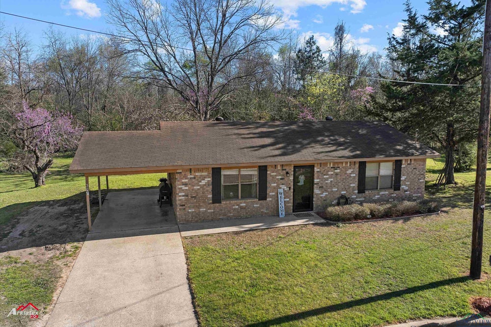 309 Stevens, Carthage, TX 75633 - MLS# 20251841 - Coldwell Banker