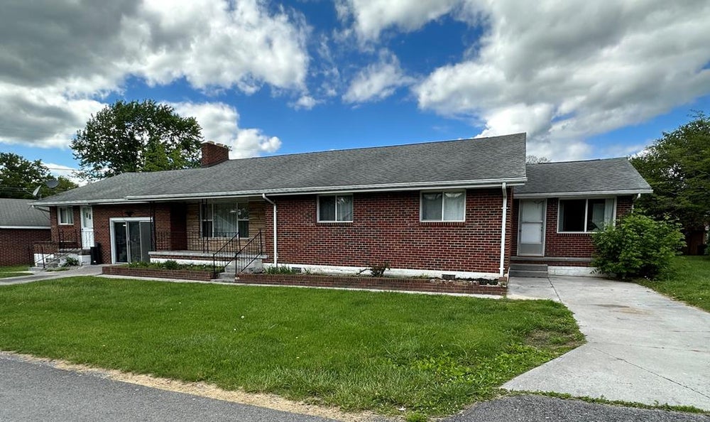 23 Hillcrest Drive, Peterstown, WV 24963 - MLS# 55093 - Coldwell Banker