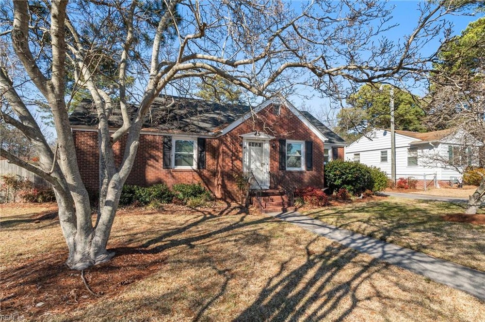 2116 Oregon Avenue, Portsmouth, VA 23701 - MLS# 10566941 - Coldwell Banker