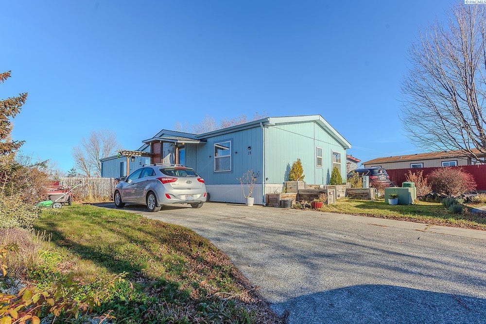 260 NW Golden Hills Drive #19, Pullman, WA 99163 - MLS# 280679 ...