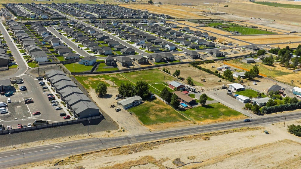 Lot 4 SP 524 W Van Giesen St, West Richland, WA 99353 - MLS# 286131 ...