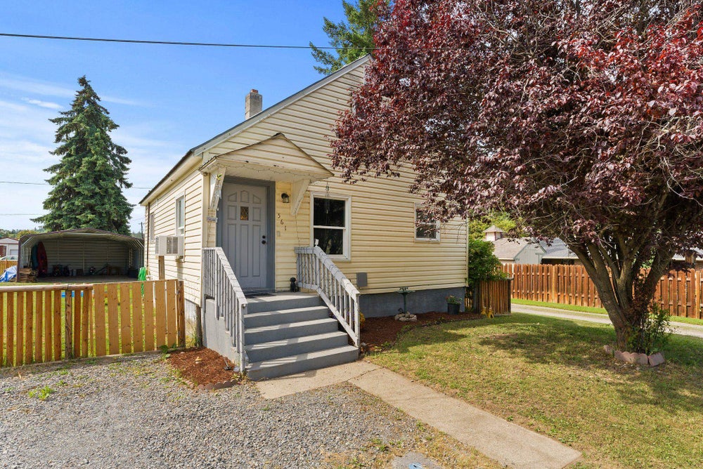 561 E Forest Ave, Colville, WA 99114 - MLS# 202518590 - Coldwell Banker