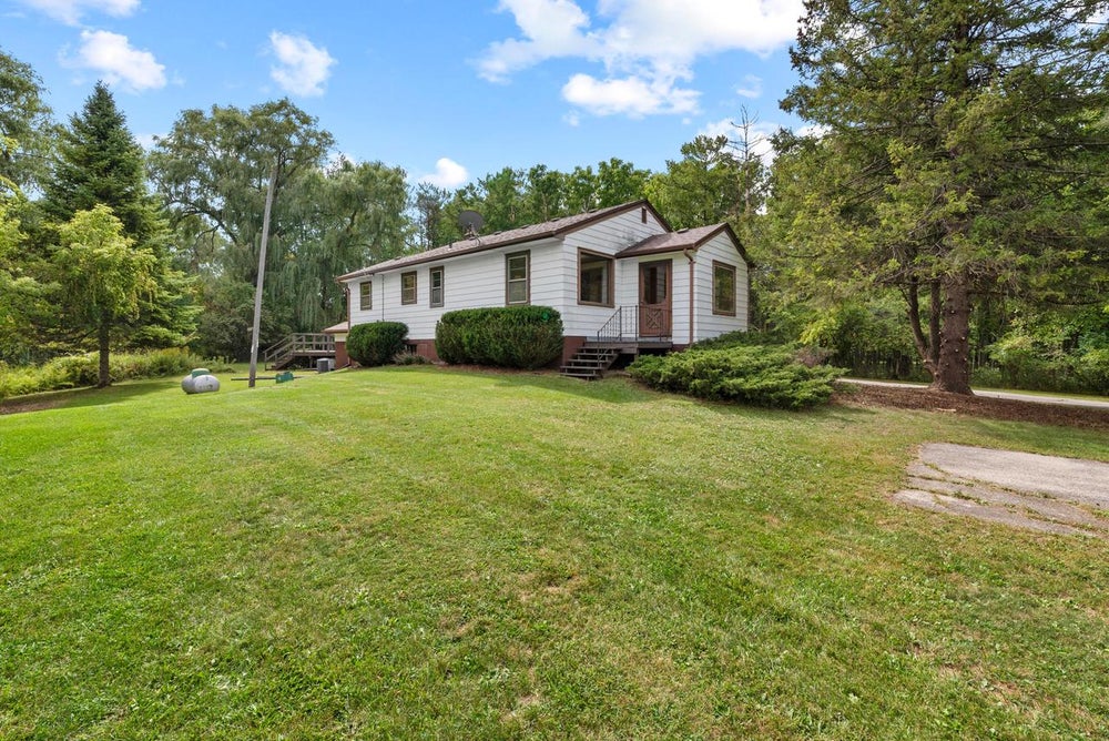 6135 County Highway E, Hartford, WI 53027 - MLS# 1849833 - Coldwell Banker