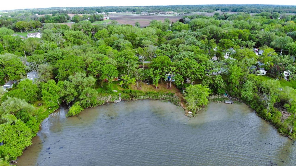 11106 270th AVENUE, Trevor, WI 53179 - MLS# 1875687 - Coldwell Banker