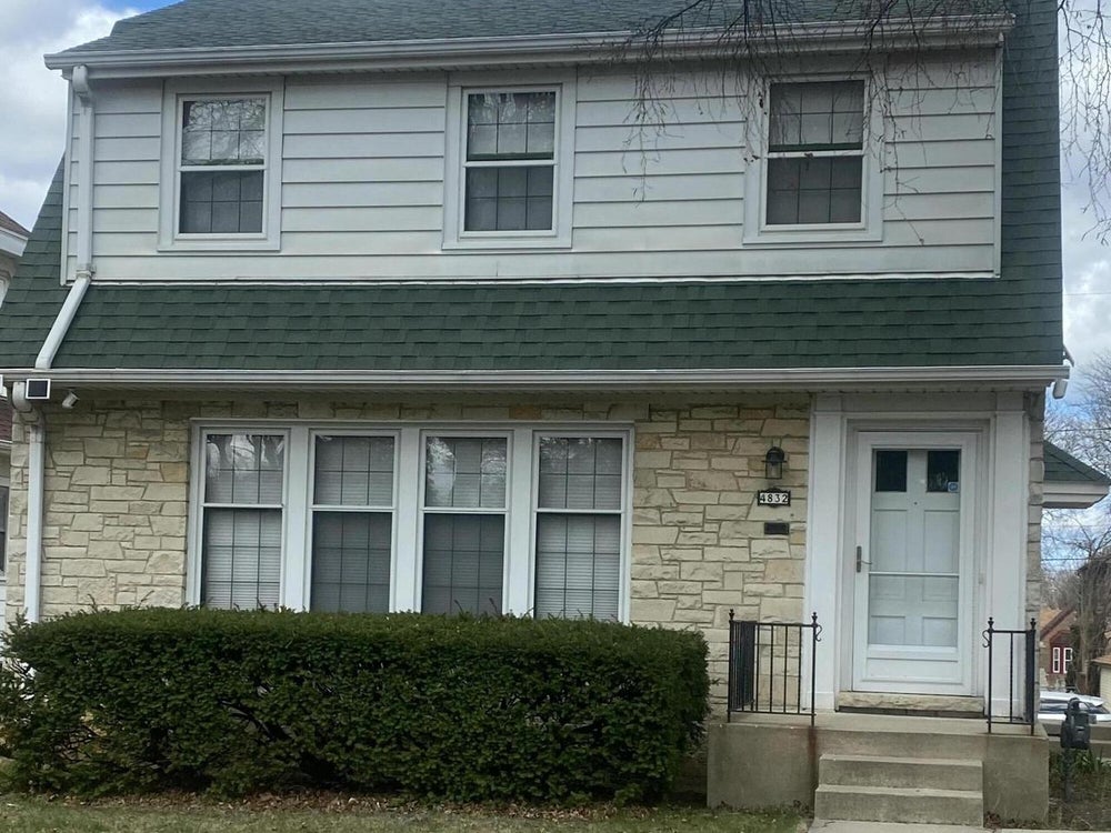 4832 W Scranton PLACE, Milwaukee, WI 53216 - MLS# 1913878 - Coldwell Banker