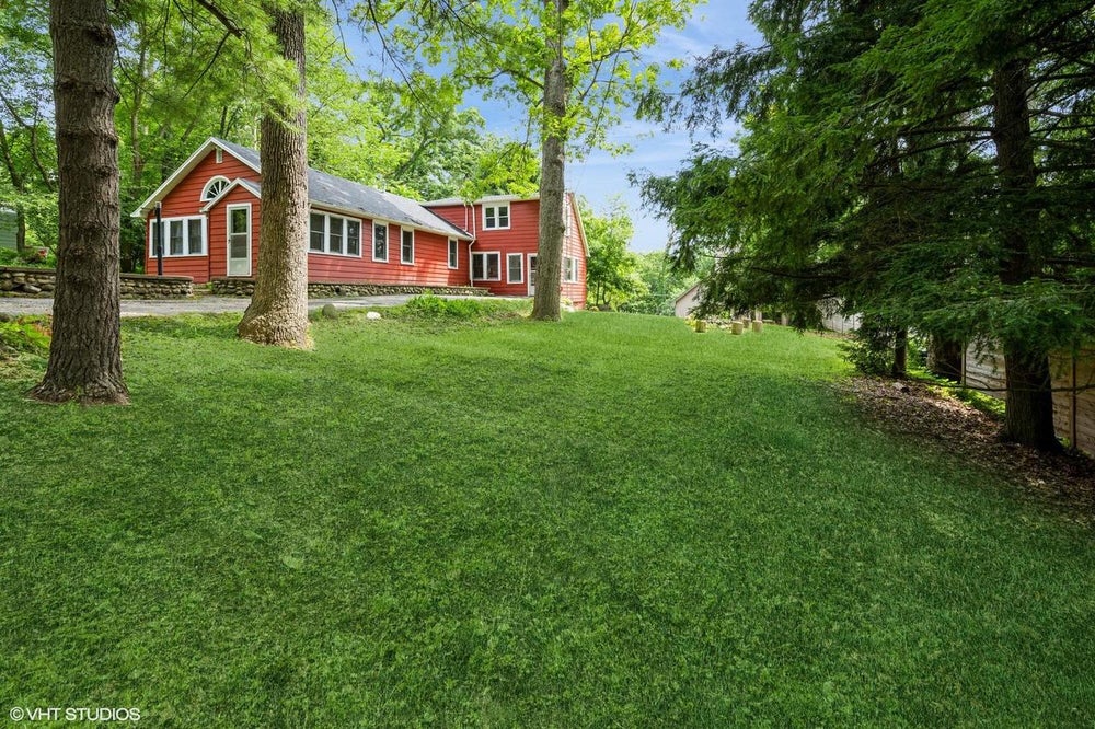 N3250 Tamarack ROAD, Lake Geneva, WI 53147 - MLS# 1926821 - Coldwell Banker
