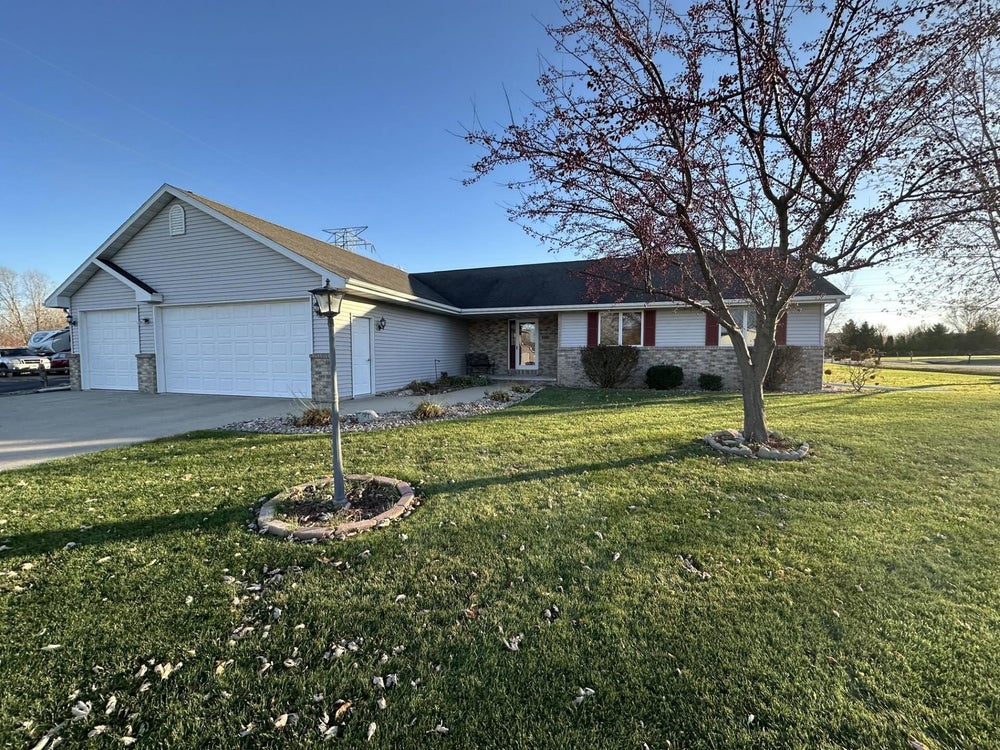 W6003 Hearthstone Drive, Appleton, WI 54915 - MLS# 50282394 - Coldwell ...