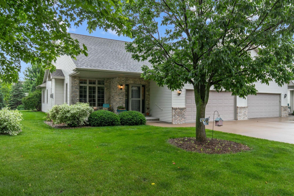 4734 N Providence Avenue, Appleton, WI 54913 - MLS# 50311378 - Coldwell Banker